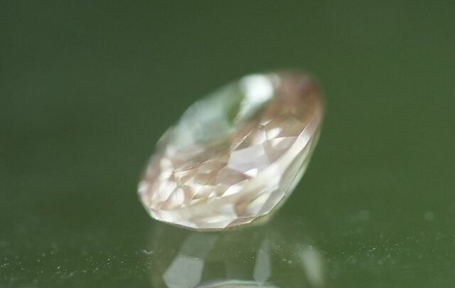 ピンクの瞬き★1.0 ct ★Oregon Sunstone オレゴンサンストーン s1199 | iichi 日々の暮らしを心地よくするハンドメイドやアンティークのマーケットプレイス