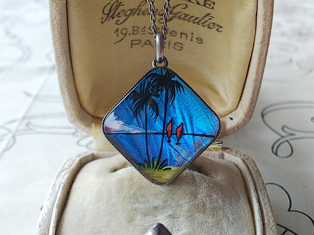 アンティーク モルフォ蝶のネックレス･ヨット／T.M.L STERLING ENGLAND | iichi 日々の暮らしを心地よくするハンドメイドやアンティークのマーケットプレイス