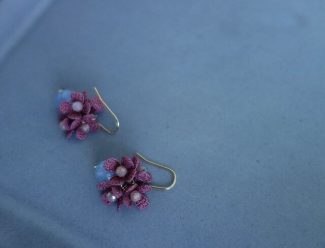 Right blue Hisui / bouquet of milk bordeaux flower | iichi 日々の暮らしを心地よくするハンドメイドやアンティークのマーケットプレイス