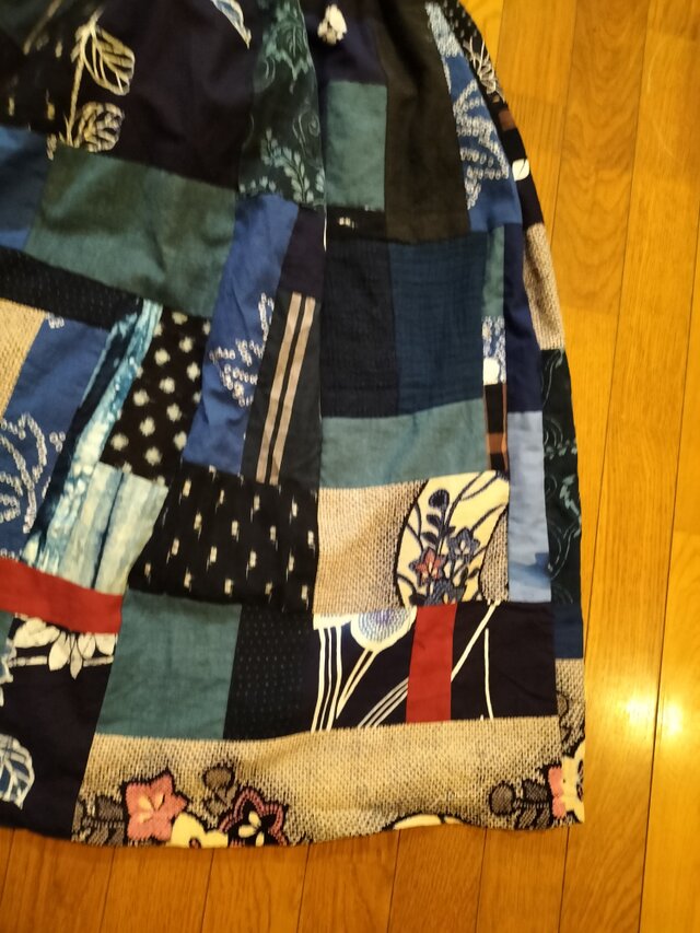 古布リメイク☆絞りの浴衣など夏をいっぱい！パッチスカート83cm丈 | iichi 日々の暮らしを心地よくするハンドメイドやアンティークのマーケットプレイス