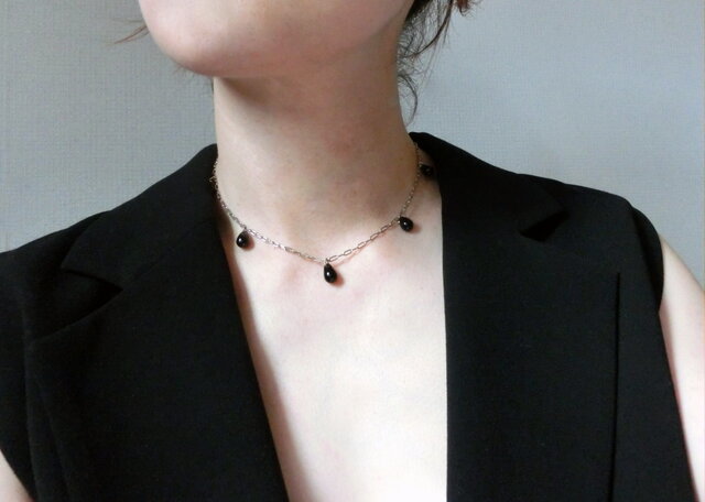 drop lace necklace -black- | iichi 日々の暮らしを心地よくするハンドメイドやアンティークのマーケットプレイス