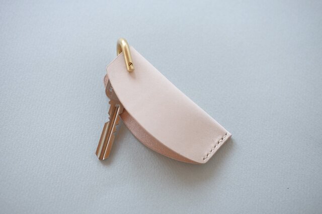 キーケースkurumu(S) | iichi 日々の暮らしを心地よくするハンドメイドやアンティークのマーケットプレイス