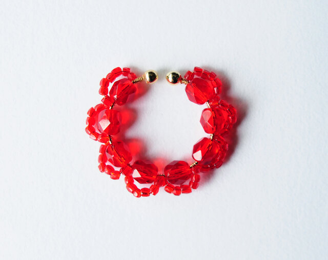 ＜Rollo～イロヅクビジュー～＞イヤーカフ『 Cherry × Berry 』 | iichi 日々の暮らしを心地よくするハンドメイドや ...