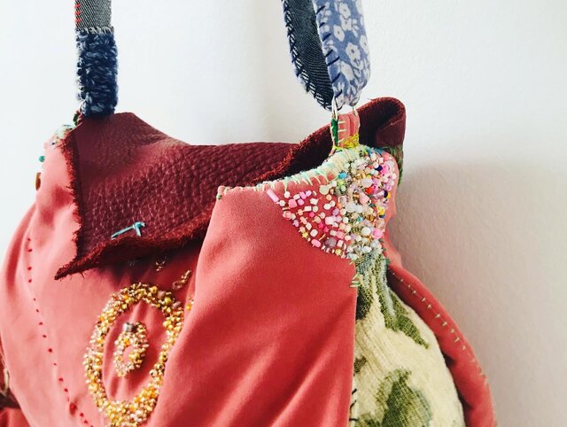 Bag 手縫いのバッグ 布製 スローファッション ハンドメイド 2018 | iichi 日々の暮らしを心地よくするハンドメイドやアンティークのマーケットプレイス