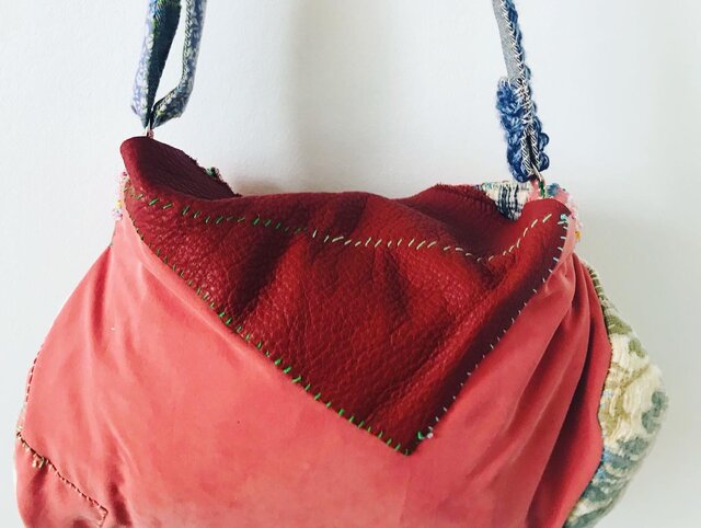 Bag 手縫いのバッグ 布製 スローファッション ハンドメイド 2018 | iichi 日々の暮らしを心地よくするハンドメイドやアンティークのマーケットプレイス