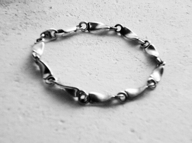 UKB1 | iichi 日々の暮らしを心地よくするハンドメイドやアンティークのマーケットプレイス