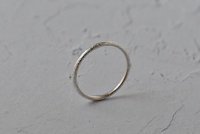 Lys 1.5mm silver950 | iichi 日々の暮らしを心地よくするハンドメイドやアンティークのマーケットプレイス