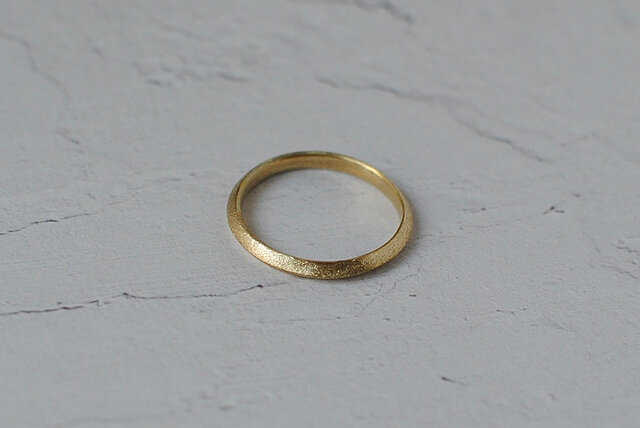 Edge ring N°2 | iichi 日々の暮らしを心地よくするハンドメイドやアンティークのマーケットプレイス