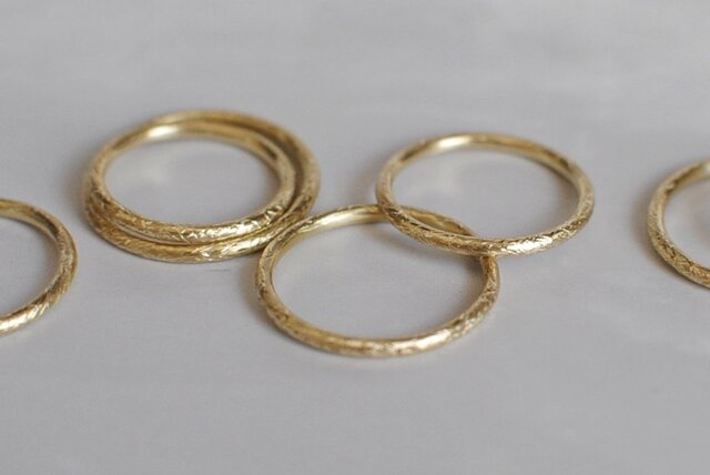 Lys 1.5mm brass | iichi 日々の暮らしを心地よくするハンドメイドやアンティークのマーケットプレイス