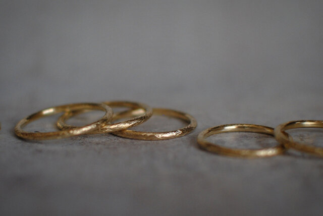 Lys 1.5mm brass | iichi 日々の暮らしを心地よくするハンドメイドやアンティークのマーケットプレイス