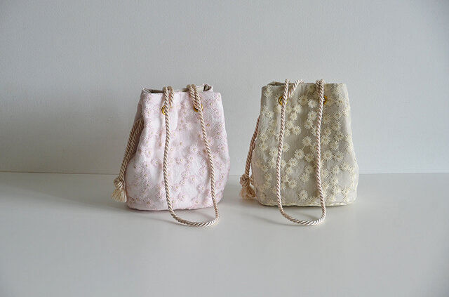 マーガレット チュールレース ポシェットマリンバッグ クリーム ミニショルダー | iichi 日々の暮らしを心地よくするハンドメイドやアンティークのマーケットプレイス