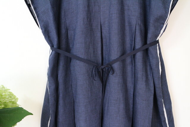 一枚限定★国産60番手リネン100％ ギンガムチェックワンピース★夏09 | iichi 日々の暮らしを心地よくするハンドメイドやアンティークのマーケットプレイス