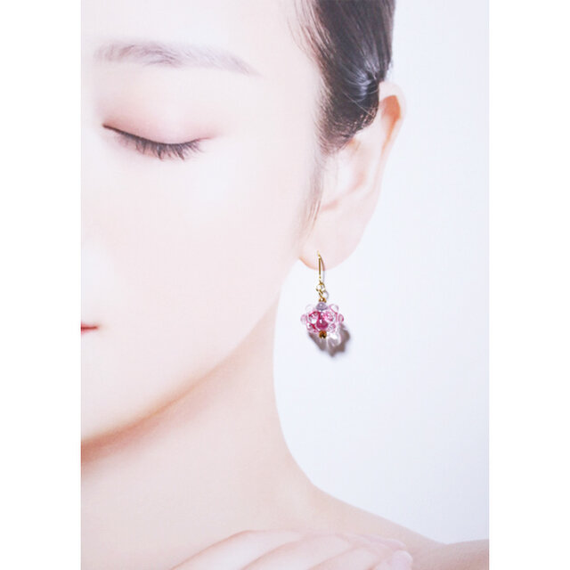 とんぼ玉 ピアス ガラスのピアス「water drop 水滴」2 | iichi 日々の暮らしを心地よくするハンドメイドやアンティークのマーケットプレイス