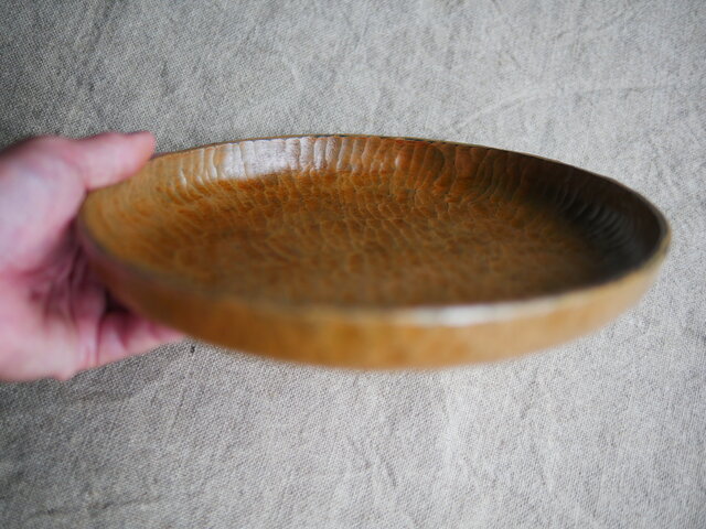 丸皿250 白茶 さくら #0391 | iichi 日々の暮らしを心地よくするハンドメイドやアンティークのマーケットプレイス