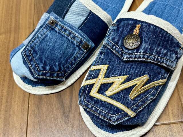洗濯機丸洗いOK★スリッパ•室内履き★デニムリメイク ルームシューズ | iichi 日々の暮らしを心地よくするハンドメイドやアンティークのマーケットプレイス