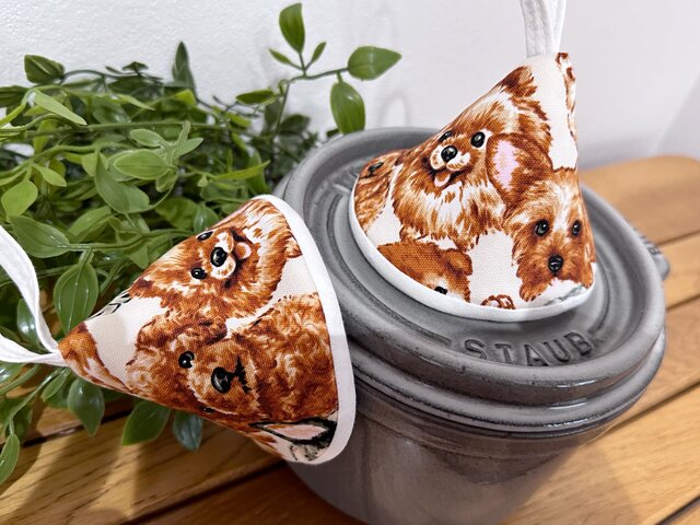 三角鍋つかみ★staub ストウブ ホーロー | iichi 日々の暮らしを心地よくするハンドメイドやアンティークのマーケットプレイス