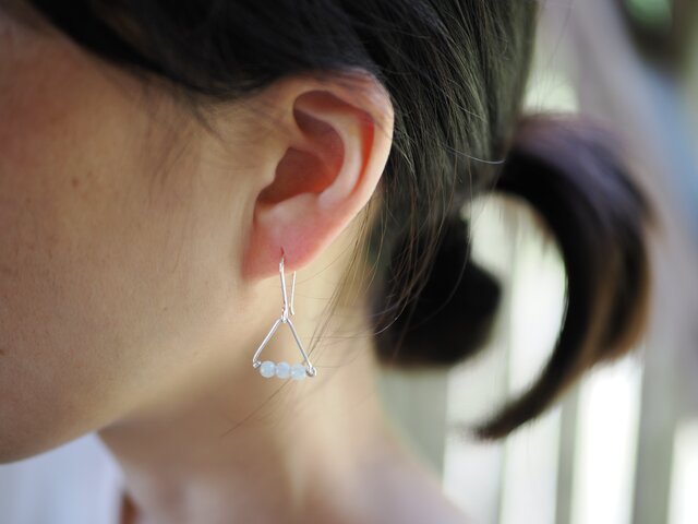 -Burma jade- triangle pierce | iichi 日々の暮らしを心地よくするハンドメイドやアンティークのマーケットプレイス