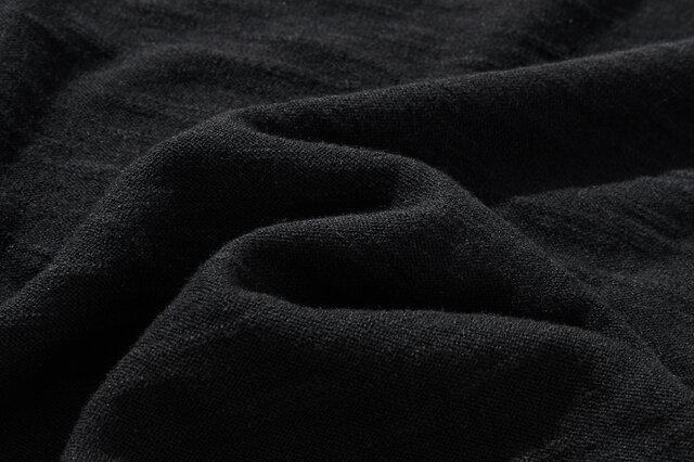 毎日、心地よく着られる実力派タンクトップ コットンリネントップス ブラック 240702-3 | iichi 日々の暮らしを心地よくするハンドメイドやアンティークのマーケットプレイス