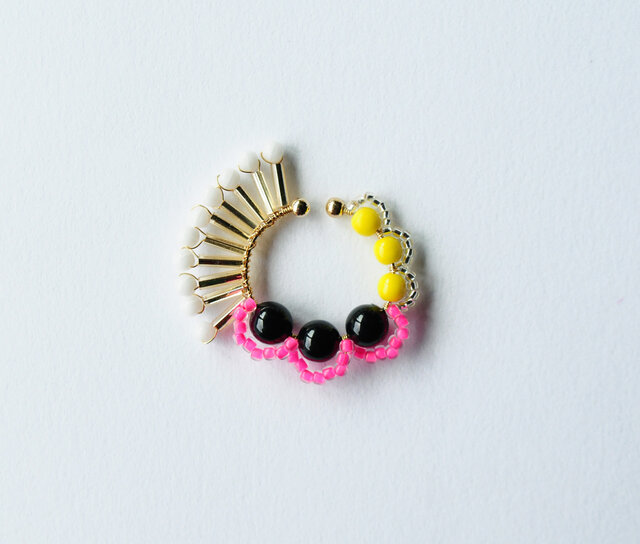 ＜Rollo～イロヅクビジュー～＞イヤーカフ『 ハミングバード/hummingbird 』 | iichi 日々の暮らしを心地よくするハンドメイドやアンティークのマーケットプレイス