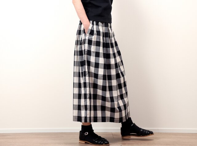 #444タックギャザースカート(ブロックチェック) | iichi 日々の暮らしを心地よくするハンドメイドやアンティークのマーケットプレイス