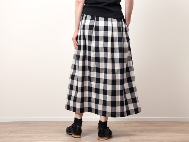 #444タックギャザースカート(ブロックチェック) | iichi 日々の暮らしを心地よくするハンドメイドやアンティークのマーケットプレイス