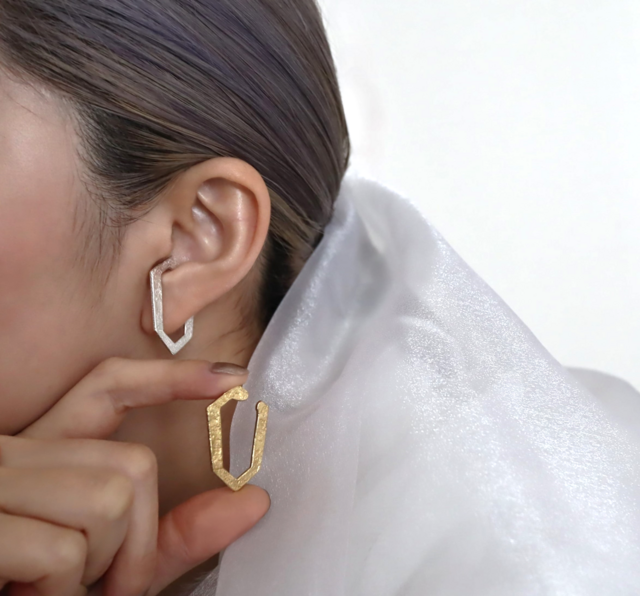 SV925[Bijou ロング軽量]プレート イヤーカフ 片耳用 | iichi 日々の暮らしを心地よくするハンドメイドやアンティークのマーケットプレイス