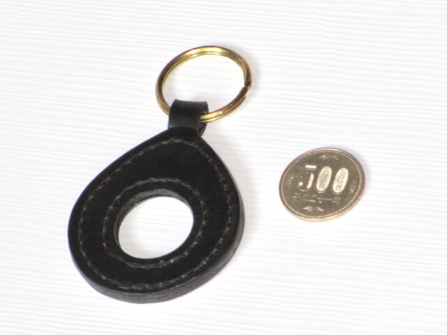 ブッテーロの500円玉キーホルダー（黒） | iichi 日々の暮らしを心地よくするハンドメイドやアンティークのマーケットプレイス