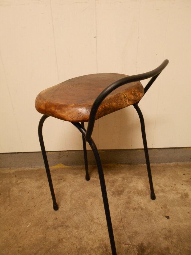 けやきアイアンイス 07-09（受注生産品：僅かな高さ変更可能） | iichi 日々の暮らしを心地よくするハンドメイドやアンティークのマーケットプレイス