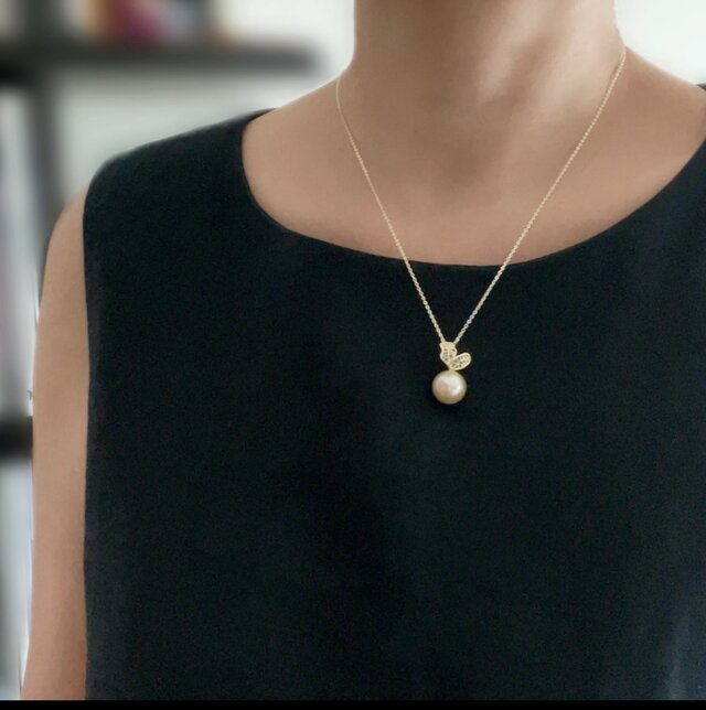 大粒南洋パール ベジタブルなレモンクリーム色のペンダントネックレス（K14gf) 訳あり | iichi 日々の暮らしを心地よくするハンドメイドやアンティークのマーケットプレイス