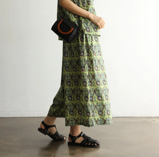 ★夏の福袋★華やかで大人可愛いブラウスとワイドパンツ の2点セット コットン100％ 240709-1 240710-1 | iichi 日々の暮らしを心地よくするハンドメイドやアンティークの ...