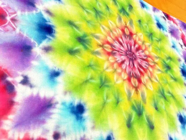 タイダイ染め ストール 神秘的な大曼荼羅 HD21-83 | iichi 日々の暮らしを心地よくするハンドメイドやアンティークのマーケットプレイス