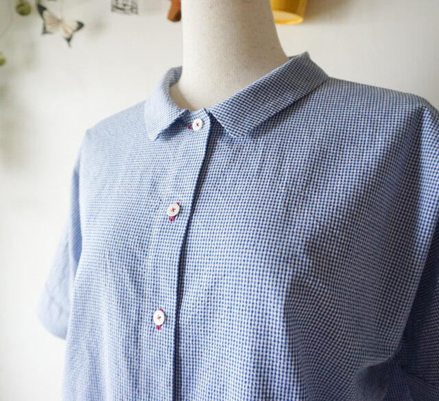 極細ギンガムチェック柄ドルマンスリーブブラウス(BLUE) | iichi 日々の暮らしを心地よくするハンドメイドやアンティークのマーケットプレイス