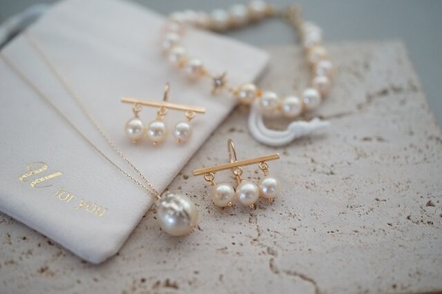 【drop】10K 南洋バロックリーフロングネックレス（yellow） | iichi 日々の暮らしを心地よくするハンドメイドやアンティークのマーケットプレイス