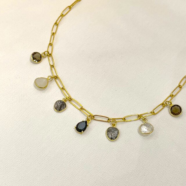 カラーストーンチェーンネックレス（ORANGE/BROWN） | iichi 日々の暮らしを心地よくするハンドメイドやアンティークのマーケットプレイス