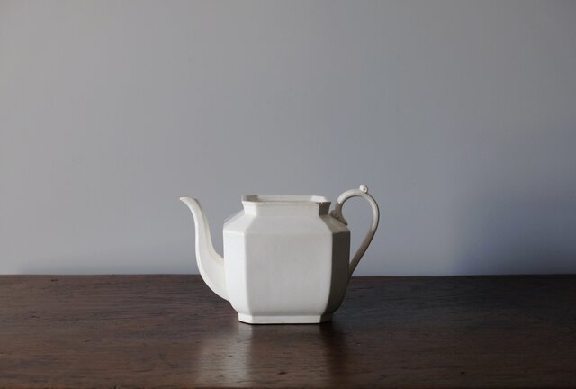 J.Vieillard&Cie ボルドー 変形型 ポット 花器 花瓶 オクトゴナル フランス アンティーク 0501840 | iichi 日々の暮らしを心地よくするハンドメイドやアンティーク ...