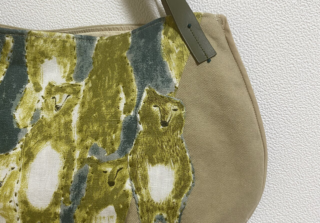 夏セール☆ミナペルホネン“alive”/可愛い熊模様かばん | iichi 日々の暮らしを心地よくするハンドメイドやアンティークのマーケットプレイス