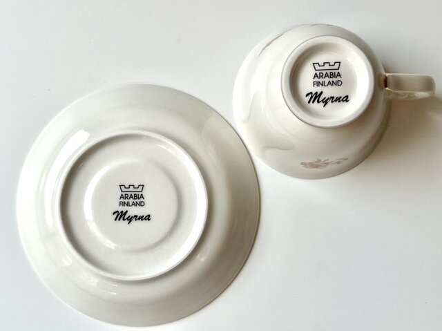 【ARABIA】Arabia Myrna(マーナ/ムゥルナ）ヴィンテージ コーヒーカップアンドソーサー・アラビア オルガオソル | iichi 日々の暮らしを心地よくするハンドメイドや ...