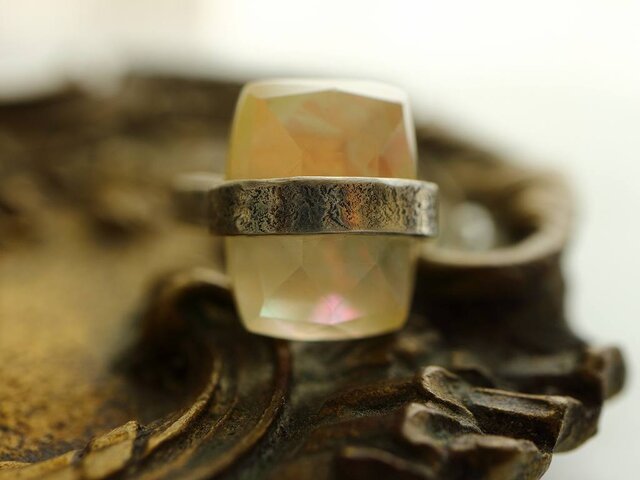 マザーオブパール＊ダブレット＊シルバーリング＊no.717 | iichi 日々の暮らしを心地よくするハンドメイドやアンティークのマーケットプレイス