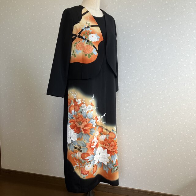 No.128 留袖ドレス ワンピースとボレロ(カーブ) M〜L11号着物リメイク | iichi 日々の暮らしを心地よくするハンドメイドやアンティークのマーケットプレイス