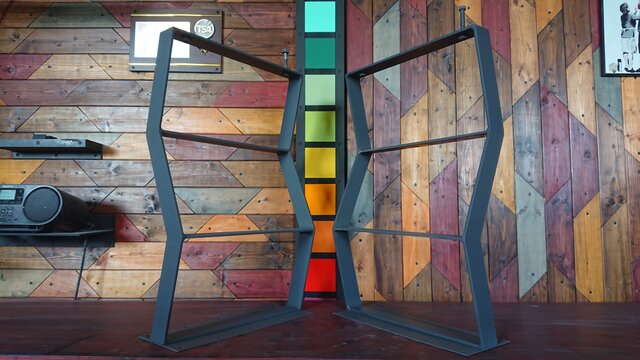 マットグレーでアイアンなスケルトン鉄脚♪ 50×400×650mm 目型 2脚ver. | iichi 日々の暮らしを心地よくするハンドメイドやアンティークのマーケットプレイス