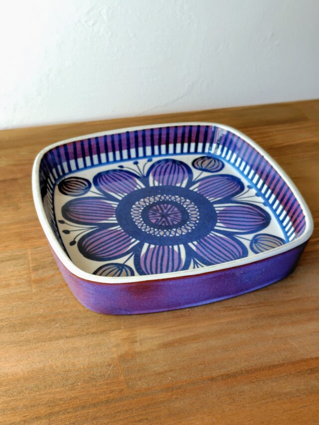 Royal Copenhagen/ Beth Breyen/Teneraスクエアトレー 17cm | iichi 日々の暮らしを心地よくするハンドメイドやアンティークのマーケットプレイス