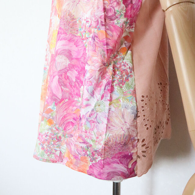 リバティ マリーナ・シーフラワーとコットンスカラップレースの半袖 | iichi 日々の暮らしを心地よくするハンドメイドやアンティークのマーケットプレイス