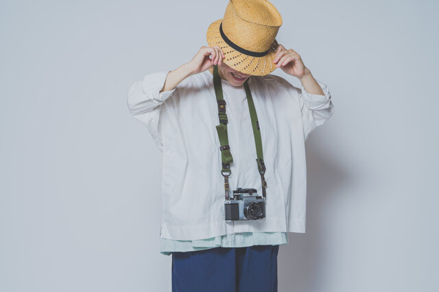 NEW BOLT DOWN STRAP [カーキ]（受注生産） | iichi 日々の暮らしを心地よくするハンドメイドやアンティークのマーケットプレイス