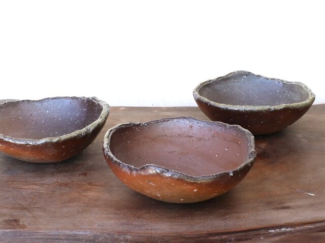備前焼 小皿 sr7-024 | iichi 日々の暮らしを心地よくするハンドメイドやアンティークのマーケットプレイス