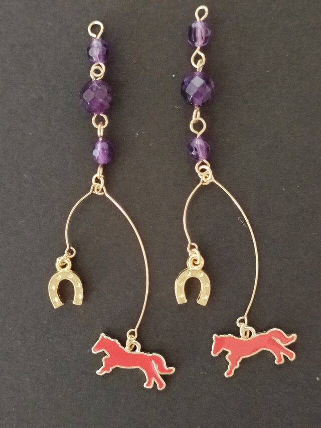 【受注作成】ピアス・イヤリング「アメジスト」 | iichi 日々の暮らしを心地よくするハンドメイドやアンティークのマーケットプレイス