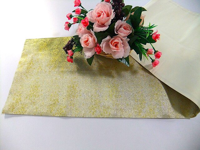 16)2016】103cm/帯中無地/金箔文様/テーブルランナー/和風/帯リメイク | iichi 日々の暮らしを心地よくするハンドメイドやアンティークのマーケットプレイス