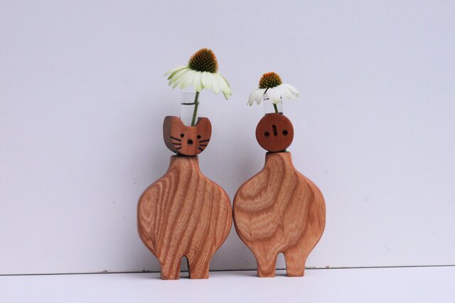 人形花瓶 | iichi 日々の暮らしを心地よくするハンドメイドやアンティークのマーケットプレイス