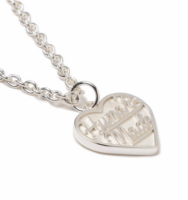 HUMAN MADE Heart Silver Necklace | iichi 日々の暮らしを心地よくするハンドメイドやアンティークのマーケットプレイス