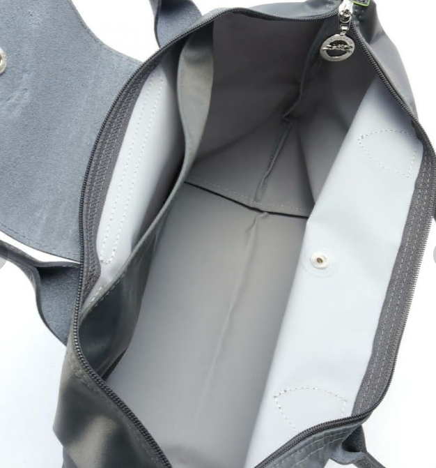 ロンシャン ル プリアージュ グリーン M トートバッグ | iichi 日々の暮らしを心地よくするハンドメイドやアンティークのマーケットプレイス