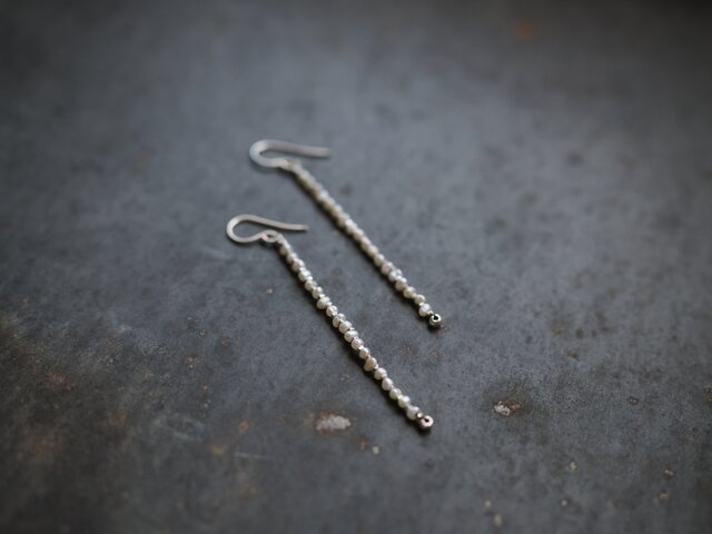 -Keshi pearl・Silver- long pierce | iichi 日々の暮らしを心地よくするハンドメイドやアンティークのマーケットプレイス